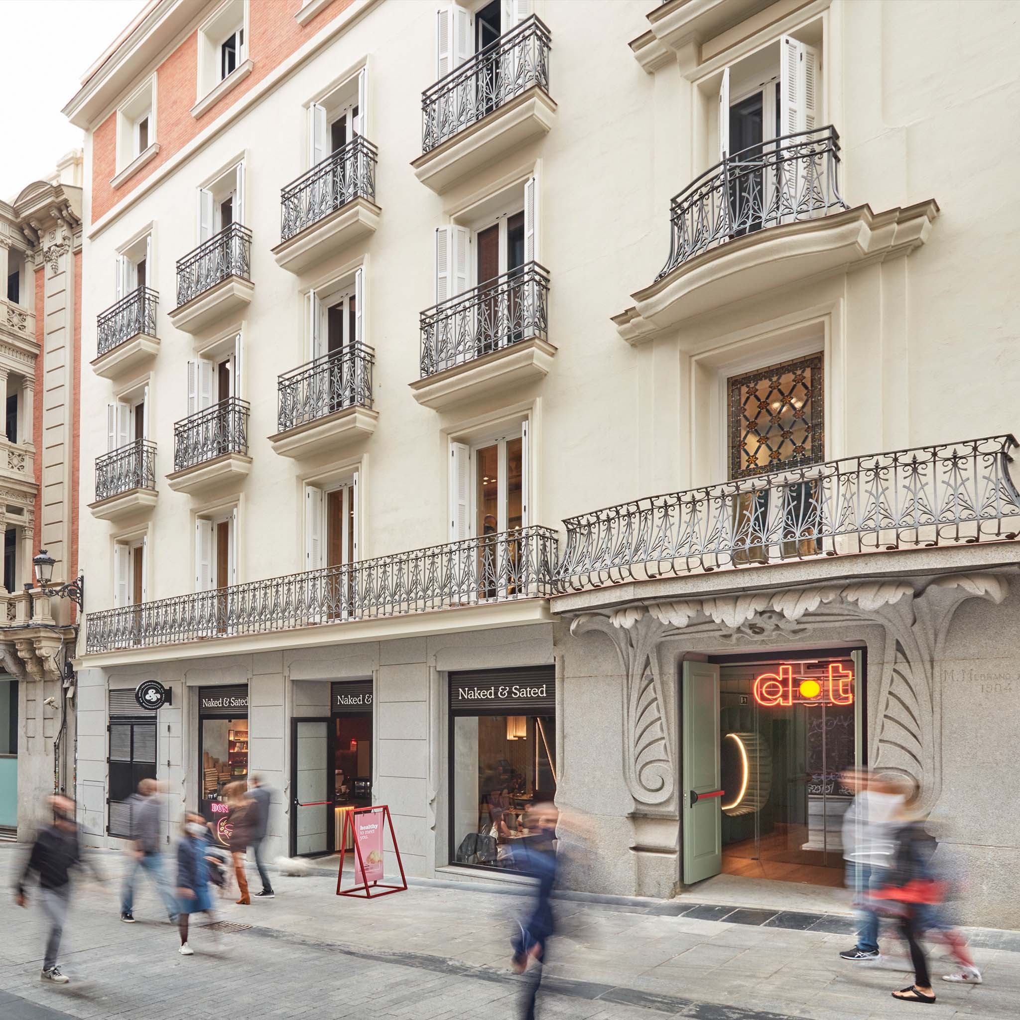 Image Gallery of Hotel chic&basic dot in Madrid